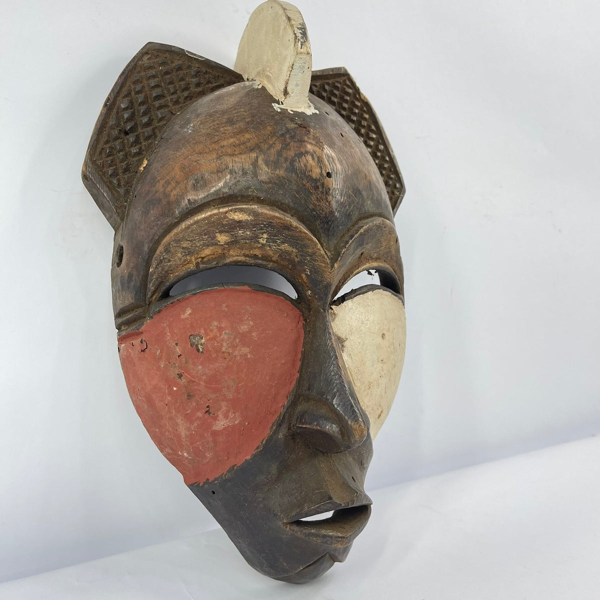 Boa Mask Repainted Congo – Africa Direct
