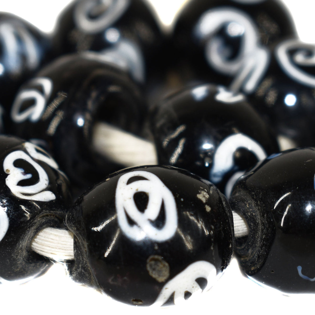 12 Zen Venetian Trade Beads – Africa Direct